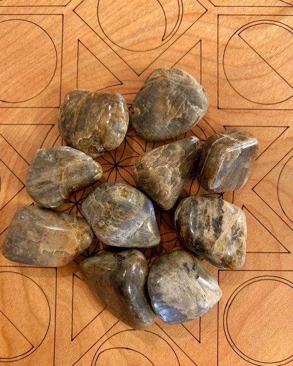 Moonstone mined in Wisconsin - Holistic Arts